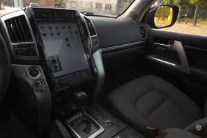 Melns Toyota Land Cruiser 2015 Jelgava, ar dzinēja tilpumu 4.46 L un nobraukumu 229 tūkst. km par 43000 €, foto 19 vietnē AUTOMOTO.COM.LV