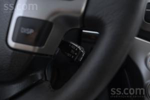Melns Toyota Land Cruiser 2015 Jelgava, ar dzinēja tilpumu 4.50 L un nobraukumu 229 tūkst. km par 41500 €, foto 24 vietnē AUTOMOTO.COM.LV