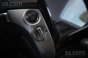 Melns Toyota Land Cruiser 2015 Jelgava, ar dzinēja tilpumu 4.50 L un nobraukumu 229 tūkst. km par 41500 €, foto 25 vietnē AUTOMOTO.COM.LV