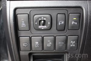 Melns Toyota Land Cruiser 2015 Rīga, ar dzinēja tilpumu 4.50 L un nobraukumu 213 tūkst. km par 46500 €, foto 19 vietnē AUTOMOTO.COM.LV
