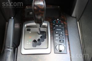 Melns Toyota Land Cruiser 2015 Rīga, ar dzinēja tilpumu 4.50 L un nobraukumu 213 tūkst. km par 46500 €, foto 25 vietnē AUTOMOTO.COM.LV