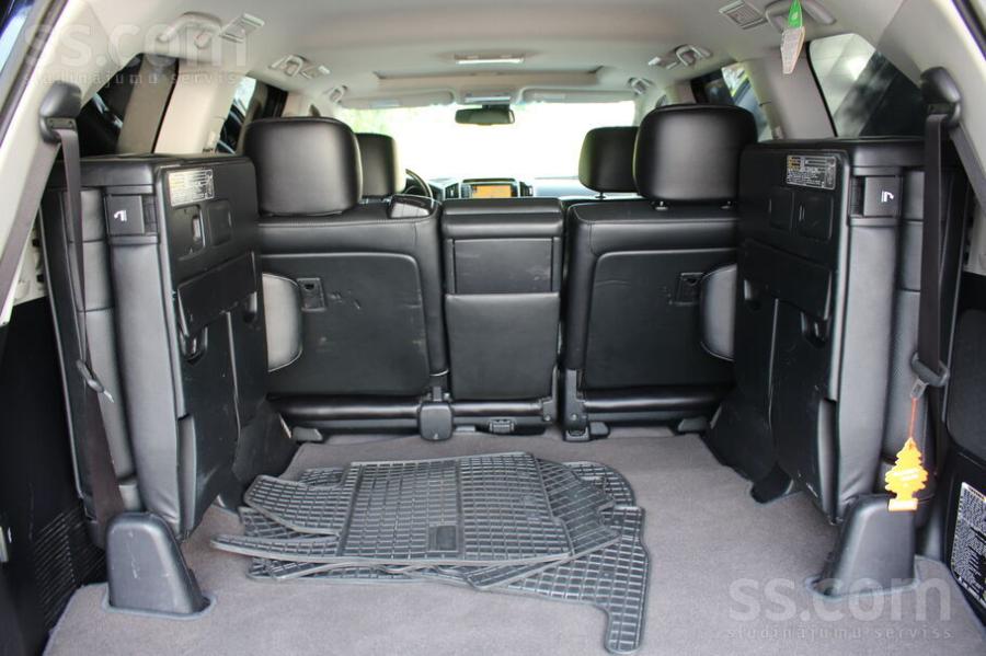 Melns Toyota Land Cruiser 2015 Rīga, ar dzinēja tilpumu 4.50 L un nobraukumu 213 tūkst. km par 46500 €, foto 27 vietnē AUTOMOTO.COM.LV