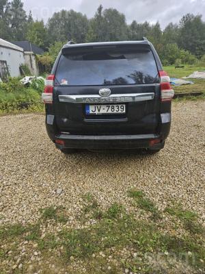 Black Toyota Land Cruiser 2015 in Riga, with an engine capacity of 3.00 L and mileage of 340 thousand km for 22000 €, photo  on AUTOMOTO.COM.LV