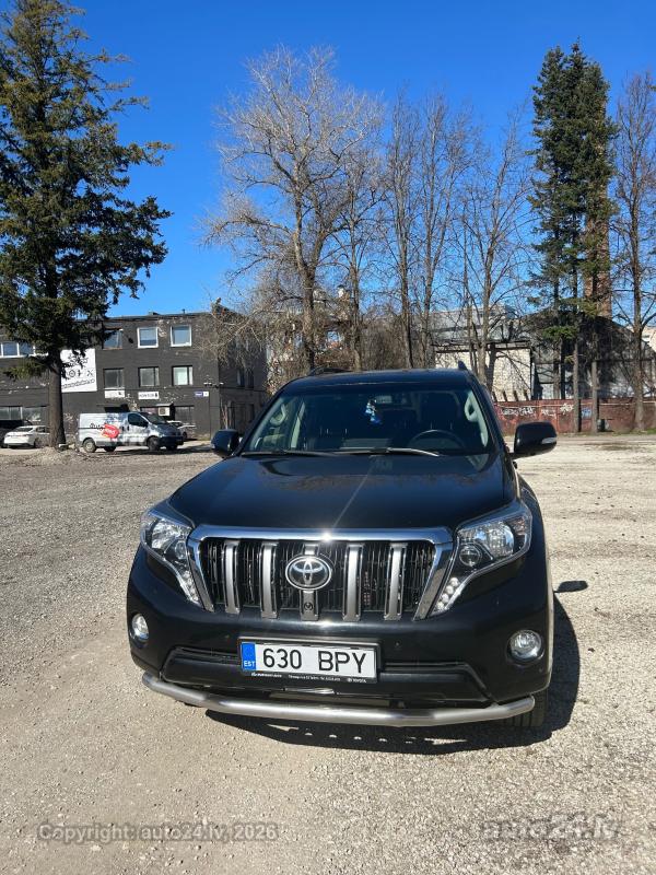 Black Toyota Land Cruiser 2016 in Tallinn, with an engine capacity of 2.80 L and mileage of 229 thousand km for 33000 €, photo 9 on AUTOMOTO.COM.LV