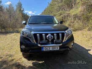 Black Toyota Land Cruiser 2016 in Tallinn, with an engine capacity of 2.80 L and mileage of 191 thousand km for 32000 €, photo  on AUTOMOTO.COM.LV