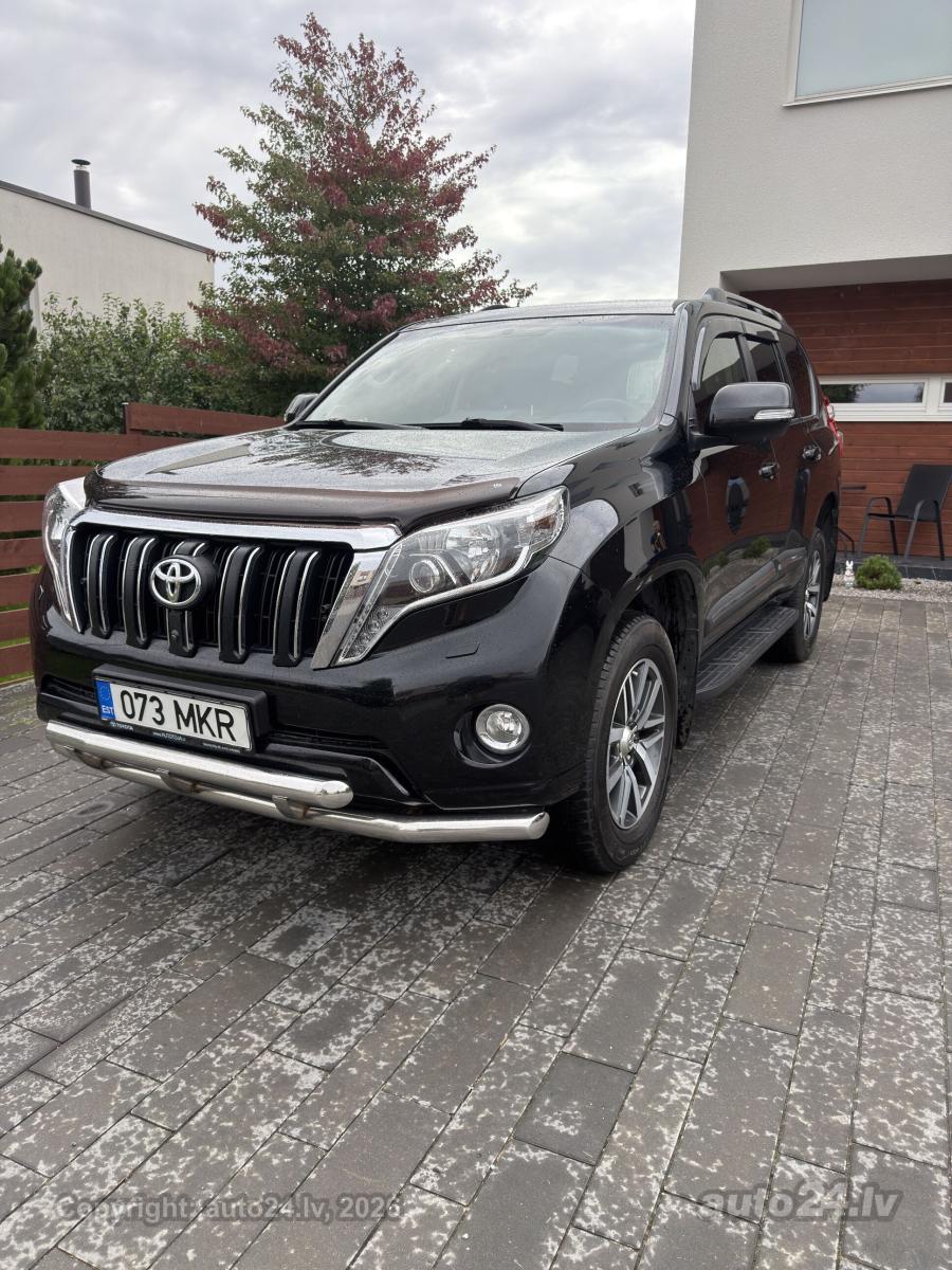 Black Toyota Land Cruiser 2016 in Tallinn, with an engine capacity of 2.80 L and mileage of 210 thousand km for 30000 €, photo 1 on AUTOMOTO.COM.LV