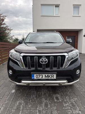 Black Toyota Land Cruiser 2016 in Tallinn, with an engine capacity of 2.80 L and mileage of 210 thousand km for 30000 €, photo 3 on AUTOMOTO.COM.LV