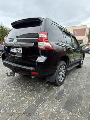 Black Toyota Land Cruiser 2016 in Tallinn, with an engine capacity of 2.80 L and mileage of 210 thousand km for 30000 €, photo 5 on AUTOMOTO.COM.LV
