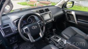 Melns Toyota Land Cruiser 2017 Rīga, ar dzinēja tilpumu 2.80 L un nobraukumu 246 tūkst. km par 32190 €, foto 11 vietnē AUTOMOTO.COM.LV
