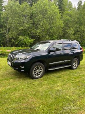 Black Toyota Land Cruiser 2018 in Tallinn, with an engine capacity of 2.80 L and mileage of 154 thousand km for 42000 €, photo 3 on AUTOMOTO.COM.LV