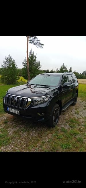 Black Toyota Land Cruiser 2018 in Tallinn, with an engine capacity of 2.80 L and mileage of 235 thousand km for 36000 €, photo 3 on AUTOMOTO.COM.LV