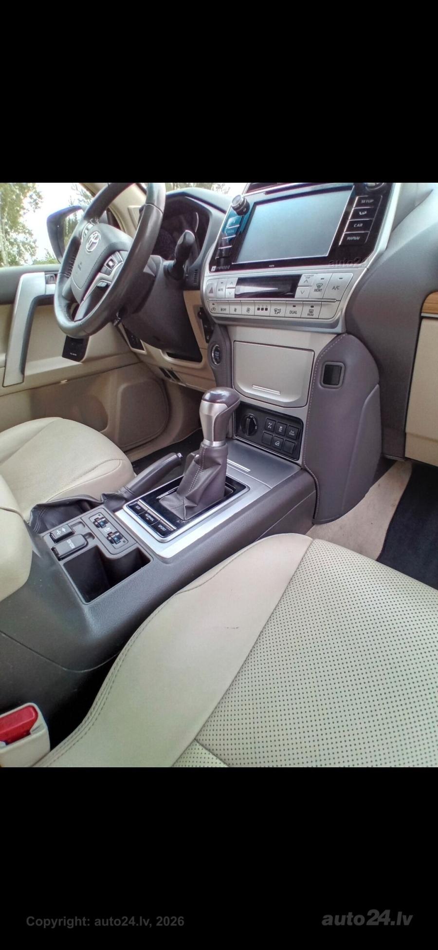 Black Toyota Land Cruiser 2018 in Tallinn, with an engine capacity of 2.80 L and mileage of 235 thousand km for 36000 €, photo 15 on AUTOMOTO.COM.LV