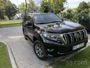 Toyota Land Cruiser 2019 Rīga vietnē Melns Toyota Land Cruiser 2019 Rīga, ar dzinēja tilpumu 2.80 L un nobraukumu 136 tūkst. km par 37000 €, foto 1 vietnē AUTOMOTO.COM.LV