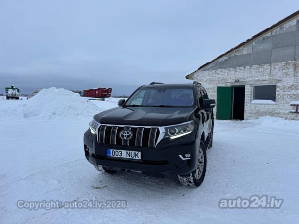 Black Toyota Land Cruiser 2020 in Tallinn, with an engine capacity of 2.80 L and mileage of 117 thousand km for 50000 €, photo 8 on AUTOMOTO.COM.LV
