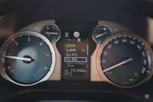 Black Toyota Land Cruiser 2020 in Vilnius, with an engine capacity of 2.76 L and mileage of 151 thousand km for 42950 €, photo 29 on AUTOMOTO.COM.LV