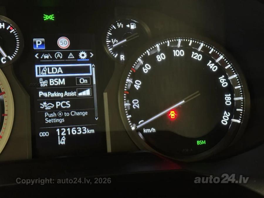 Melns Toyota Land Cruiser 2020 Tallina, ar dzinēja tilpumu 2.80 L un nobraukumu 122 tūkst. km par 49995 €, foto 18 vietnē AUTOMOTO.COM.LV