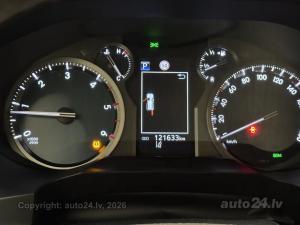 Melns Toyota Land Cruiser 2020 Tallina, ar dzinēja tilpumu 2.80 L un nobraukumu 122 tūkst. km par 49995 €, foto 19 vietnē AUTOMOTO.COM.LV