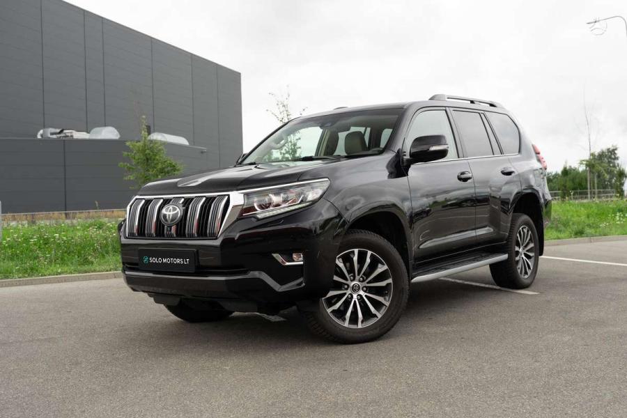 Melns Toyota Land Cruiser 2020 Viļņa, ar dzinēja tilpumu 2.76 L un nobraukumu 152 tūkst. km par 39700 €, foto 1 vietnē AUTOMOTO.COM.LV