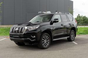 Melns Toyota Land Cruiser 2020 Viļņa, ar dzinēja tilpumu 2.76 L un nobraukumu 152 tūkst. km par 39700 €, foto 3 vietnē AUTOMOTO.COM.LV