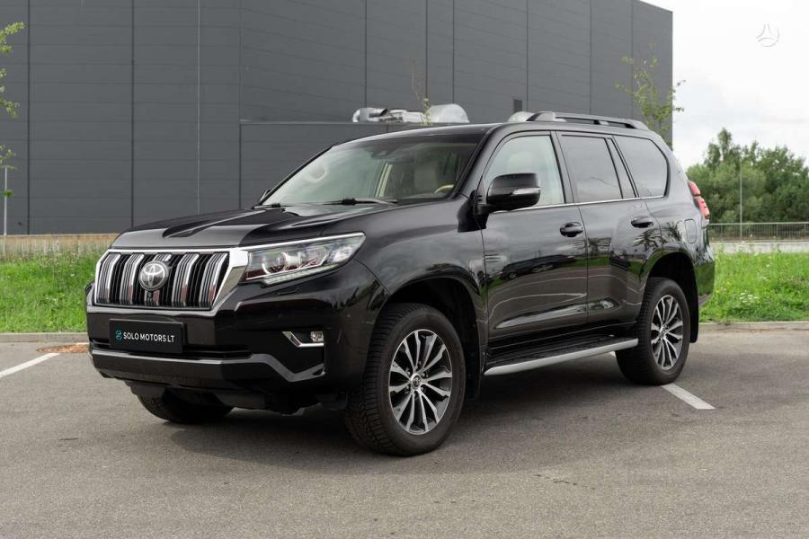 Melns Toyota Land Cruiser 2020 Viļņa, ar dzinēja tilpumu 2.76 L un nobraukumu 152 tūkst. km par 39700 €, foto 3 vietnē AUTOMOTO.COM.LV
