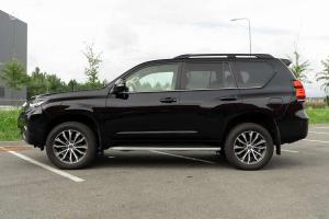Melns Toyota Land Cruiser 2020 Viļņa, ar dzinēja tilpumu 2.76 L un nobraukumu 152 tūkst. km par 39700 €, foto 4 vietnē AUTOMOTO.COM.LV
