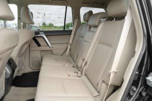 Melns Toyota Land Cruiser 2020 Viļņa, ar dzinēja tilpumu 2.76 L un nobraukumu 152 tūkst. km par 39700 €, foto 18 vietnē AUTOMOTO.COM.LV
