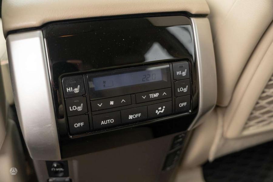 Melns Toyota Land Cruiser 2020 Viļņa, ar dzinēja tilpumu 2.76 L un nobraukumu 152 tūkst. km par 39700 €, foto 20 vietnē AUTOMOTO.COM.LV