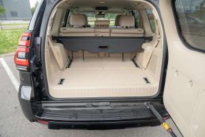 Melns Toyota Land Cruiser 2020 Viļņa, ar dzinēja tilpumu 2.76 L un nobraukumu 152 tūkst. km par 39700 €, foto 23 vietnē AUTOMOTO.COM.LV