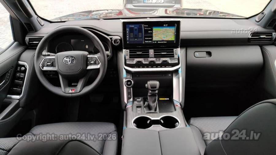Melns Toyota Land Cruiser 2022 Tallina, ar dzinēja tilpumu 3.30 L un nobraukumu 85 tūkst. km par 147000 €, foto 9 vietnē AUTOMOTO.COM.LV
