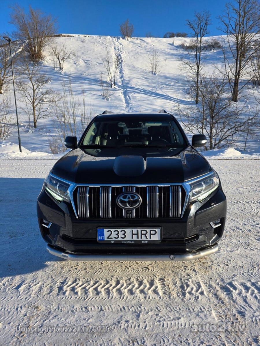 Black Toyota Land Cruiser 2022 in Tallinn, with an engine capacity of 2.80 L and mileage of 122 thousand km for 50000 €, photo 3 on AUTOMOTO.COM.LV