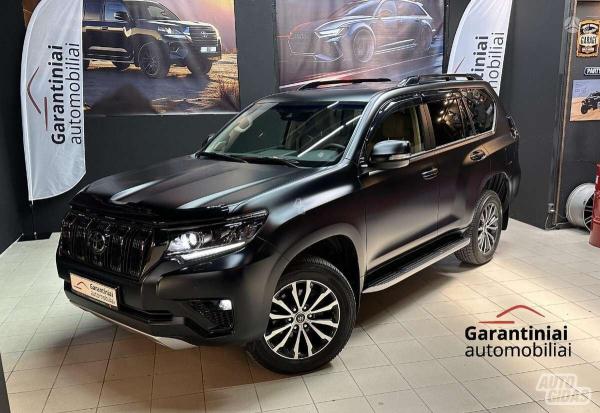 Melns Toyota Land Cruiser 2022 Avižieniai, ar dzinēja tilpumu 2.80 L un nobraukumu 87 tūkst. km par 59500 €, foto 1 vietnē AUTOMOTO.COM.LV