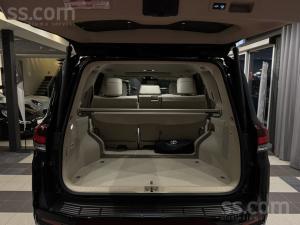 Melns Toyota Land Cruiser 2022 Rīga, ar dzinēja tilpumu 3.30 L un nobraukumu 3 tūkst. km par 135000 €, foto 8 vietnē AUTOMOTO.COM.LV