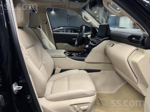 Melns Toyota Land Cruiser 2022 Rīga, ar dzinēja tilpumu 3.30 L un nobraukumu 3 tūkst. km par 135000 €, foto 15 vietnē AUTOMOTO.COM.LV