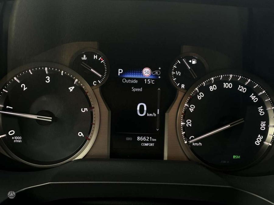 Melns Toyota Land Cruiser 2022 Viļņa, ar dzinēja tilpumu 2.80 L un nobraukumu 87 tūkst. km par 59000 €, foto 16 vietnē AUTOMOTO.COM.LV