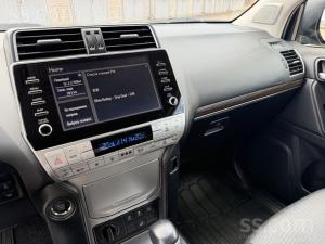 Melns Toyota Land Cruiser 2023 Daugavpils, ar dzinēja tilpumu 2.80 L un nobraukumu 58 tūkst. km par 52000 €, foto 17 vietnē AUTOMOTO.COM.LV