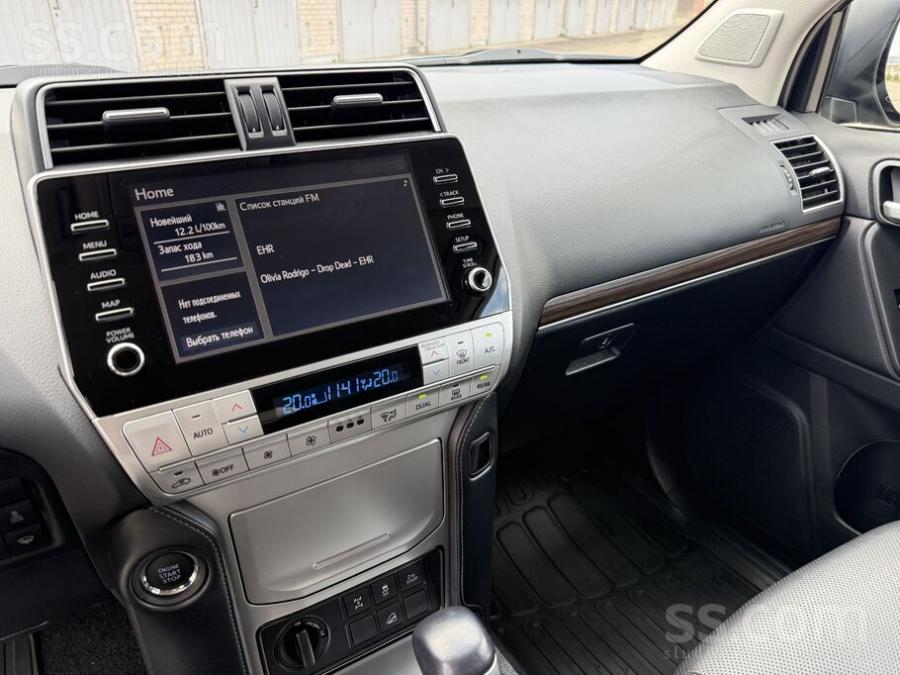 Melns Toyota Land Cruiser 2023 Daugavpils, ar dzinēja tilpumu 2.80 L un nobraukumu 58 tūkst. km par 52000 €, foto 17 vietnē AUTOMOTO.COM.LV