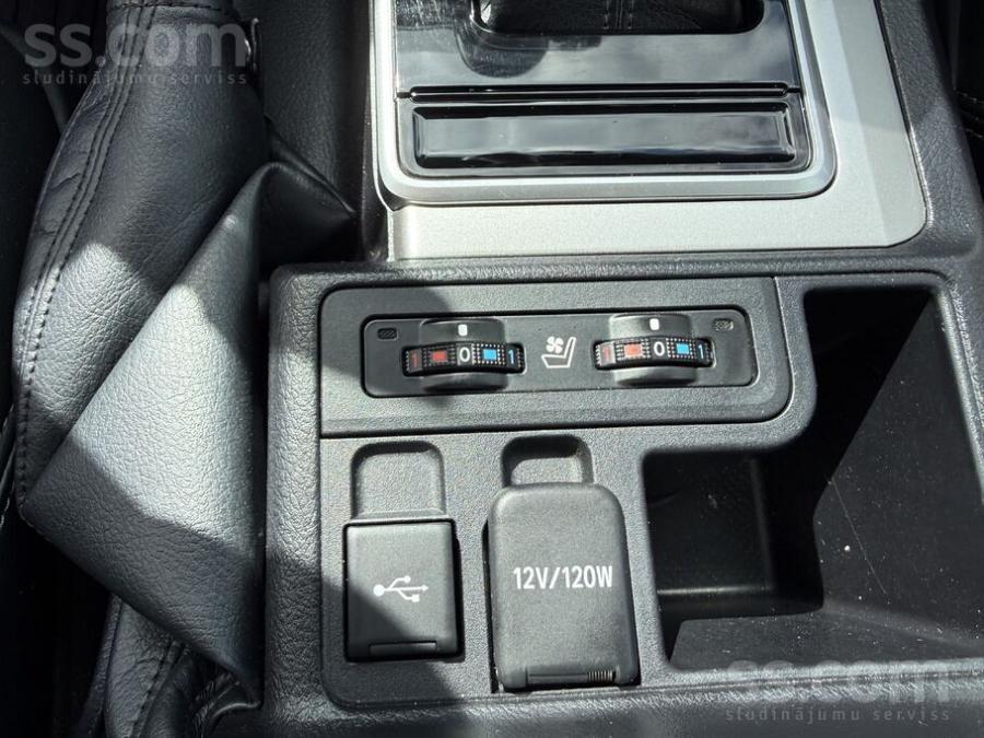 Melns Toyota Land Cruiser 2023 Daugavpils, ar dzinēja tilpumu 2.80 L un nobraukumu 58 tūkst. km par 52000 €, foto 19 vietnē AUTOMOTO.COM.LV