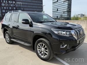 Melns Toyota Land Cruiser 2023 Rīga, ar dzinēja tilpumu 2.80 L un nobraukumu 62 tūkst. km par 50500 €, foto 3 vietnē AUTOMOTO.COM.LV