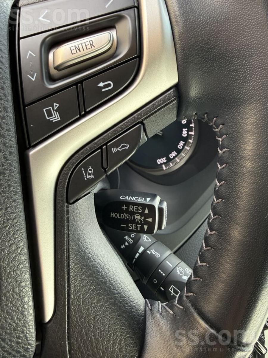 Melns Toyota Land Cruiser 2023 Rīga, ar dzinēja tilpumu 2.80 L un nobraukumu 62 tūkst. km par 50500 €, foto 11 vietnē AUTOMOTO.COM.LV