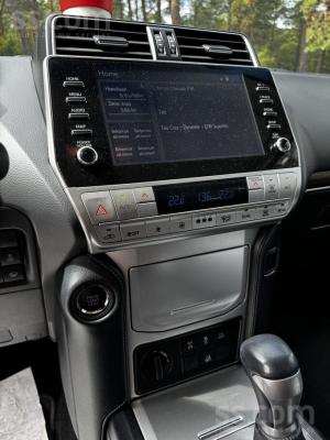 Black Toyota Land Cruiser 2023 in Jurmala, with an engine capacity of 2.80 L and mileage of 88 thousand km for 49900 €, photo 12 on AUTOMOTO.COM.LV