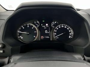 Black Toyota Land Cruiser 2023 in Vilnius, with an engine capacity of 2.76 L and mileage of 91 thousand km for 49900 €, photo 14 on AUTOMOTO.COM.LV