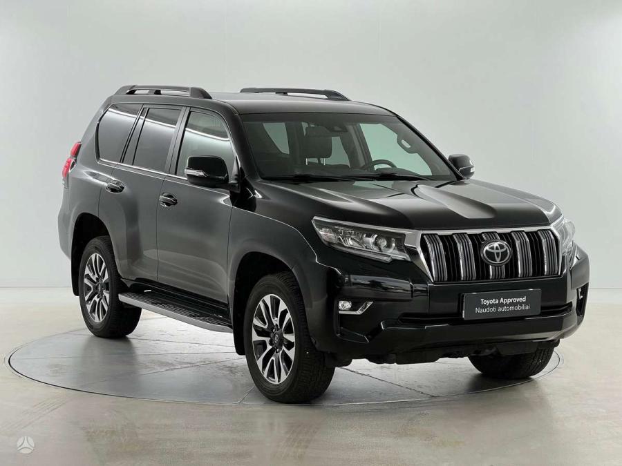 Black Toyota Land Cruiser 2023 in Vilnius, with an engine capacity of 2.76 L and mileage of 91 thousand km for 49900 €, photo 19 on AUTOMOTO.COM.LV