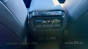 Черный Тойота Ленд Крузер 2024 в Таллин, объемом двигателя 2.80 л и пробегом 60 тыс. км за 72900 €, фото 26 на AUTOMOTO.COM.LV