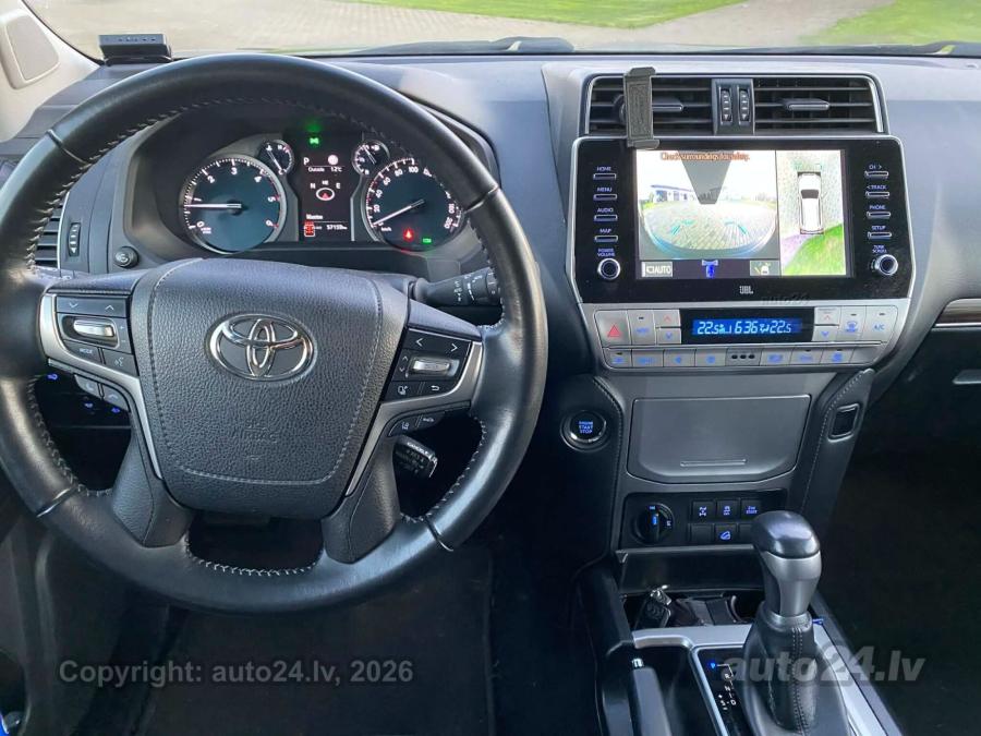 Black Toyota Land Cruiser 2024 in Tallinn, with an engine capacity of 2.80 L and mileage of 57 thousand km for 67000 €, photo 7 on AUTOMOTO.COM.LV