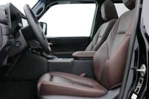 Melns Toyota Land Cruiser 2025 Viļņa, ar dzinēja tilpumu 2.76 L un nobraukumu 80 tūkst. km par 73000 €, foto 14 vietnē AUTOMOTO.COM.LV