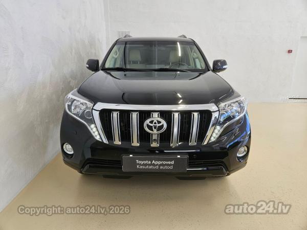Melns Toyota Land Cruiser 2016 Rakvere, ar dzinēja tilpumu 2.76 L un nobraukumu 167 tūkst. km par 30990 €, foto 4 vietnē AUTOMOTO.COM.LV