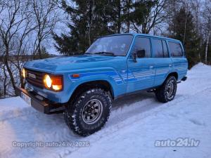 Blue Toyota Land Cruiser 1984 in Tallinn, with an engine capacity of 4.00 L and mileage of 429 thousand km for 12500 €, photo 29 on AUTOMOTO.COM.LV
