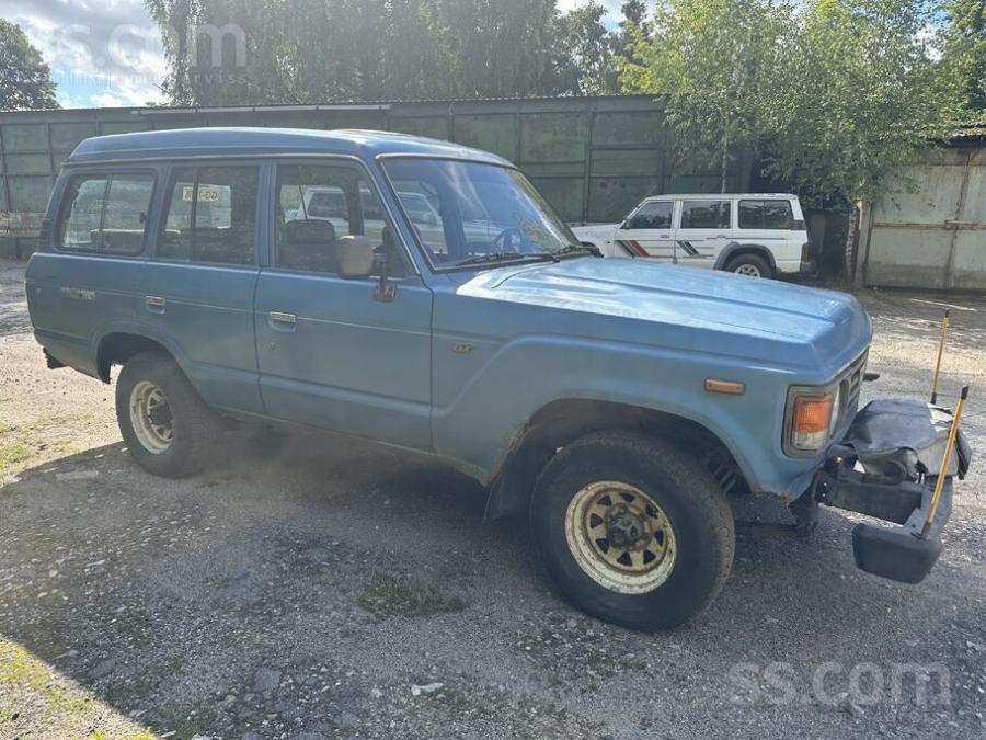 Синий Тойота Ленд Крузер 1984 в Рига, объемом двигателя 4.00 л и пробегом 478 тыс. км за 6900 €, фото 6 на AUTOMOTO.COM.LV