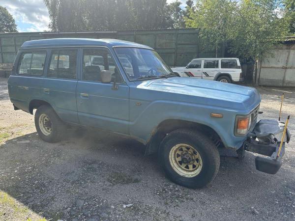 Zils Toyota Land Cruiser 1984 Rīga, ar dzinēja tilpumu 3.98 L un nobraukumu 478 tūkst. km par 5900 €, foto 6 vietnē AUTOMOTO.COM.LV