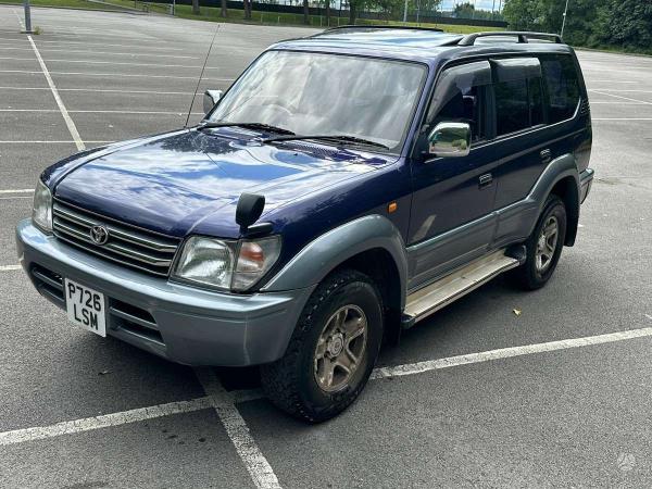Zils Toyota Land Cruiser 1996 Pērnava, ar dzinēja tilpumu 3.00 L un nobraukumu 257 tūkst. km par 4900 €, foto 7 vietnē AUTOMOTO.COM.LV